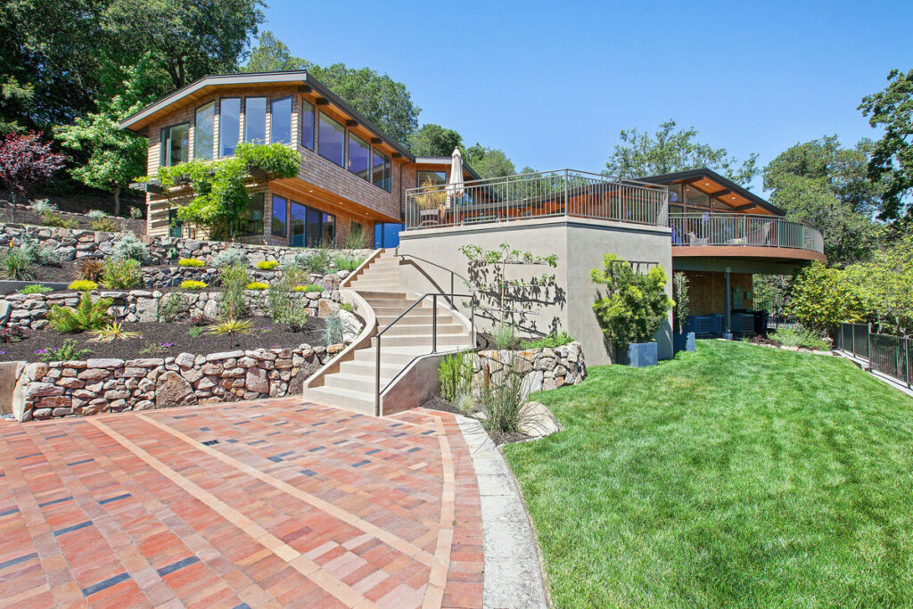 Homes - Diamond Construction